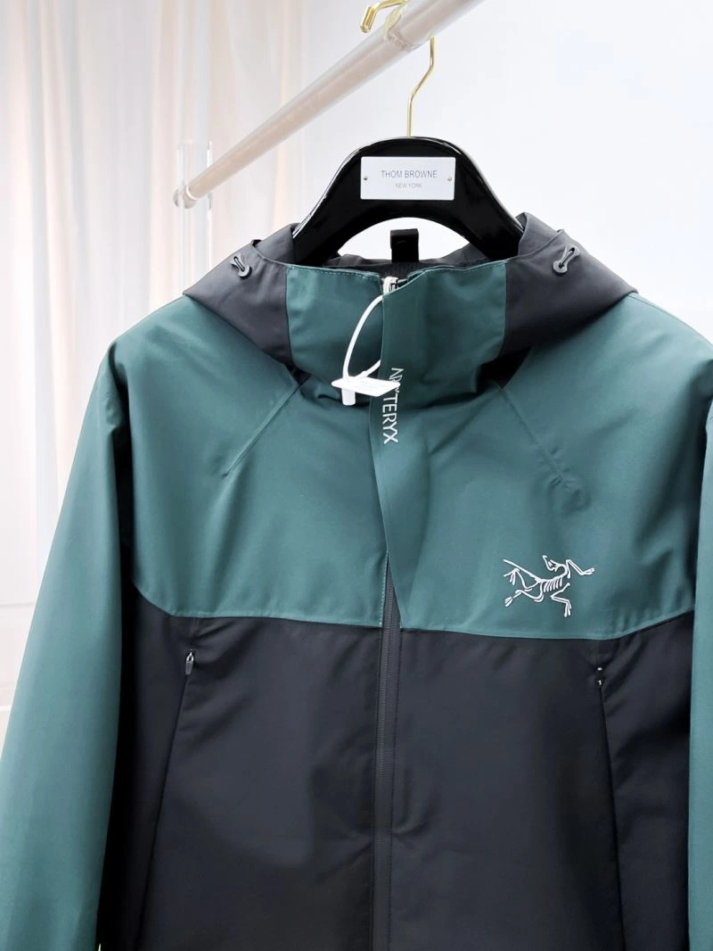 Accurate model Arcteryx Outwear