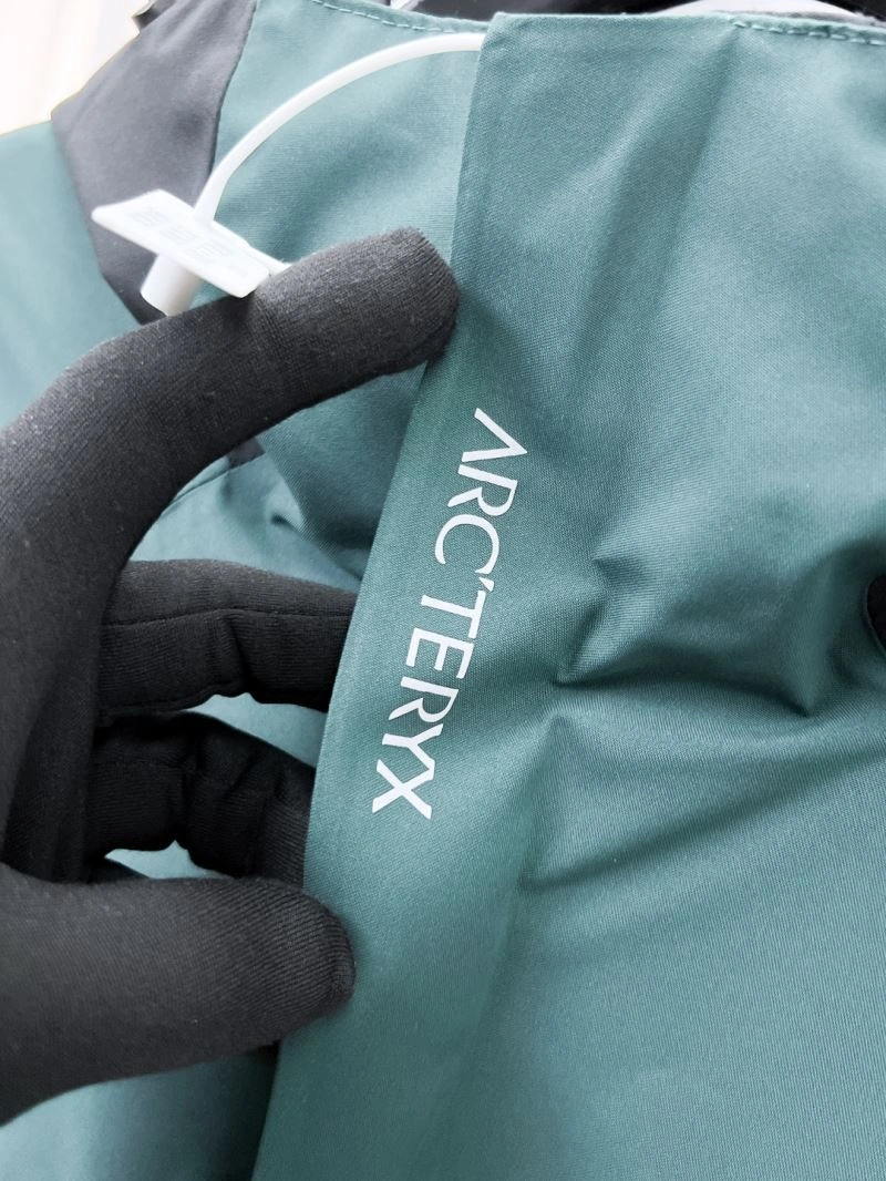 Accurate model Arcteryx Outwear
