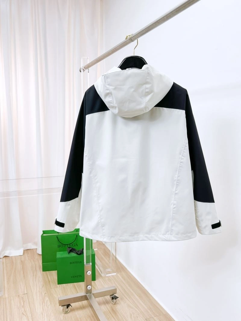 Low-cost Arcteryx Outwear