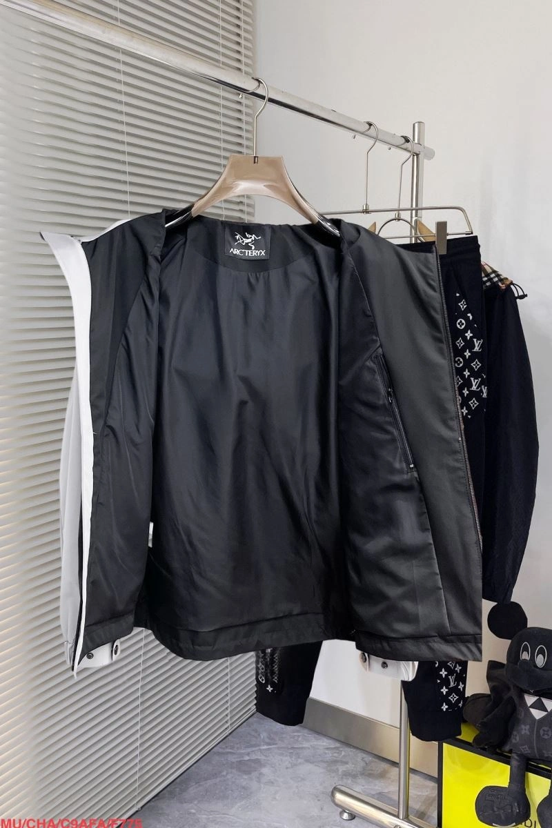 High fidelity Arcteryx Outwear