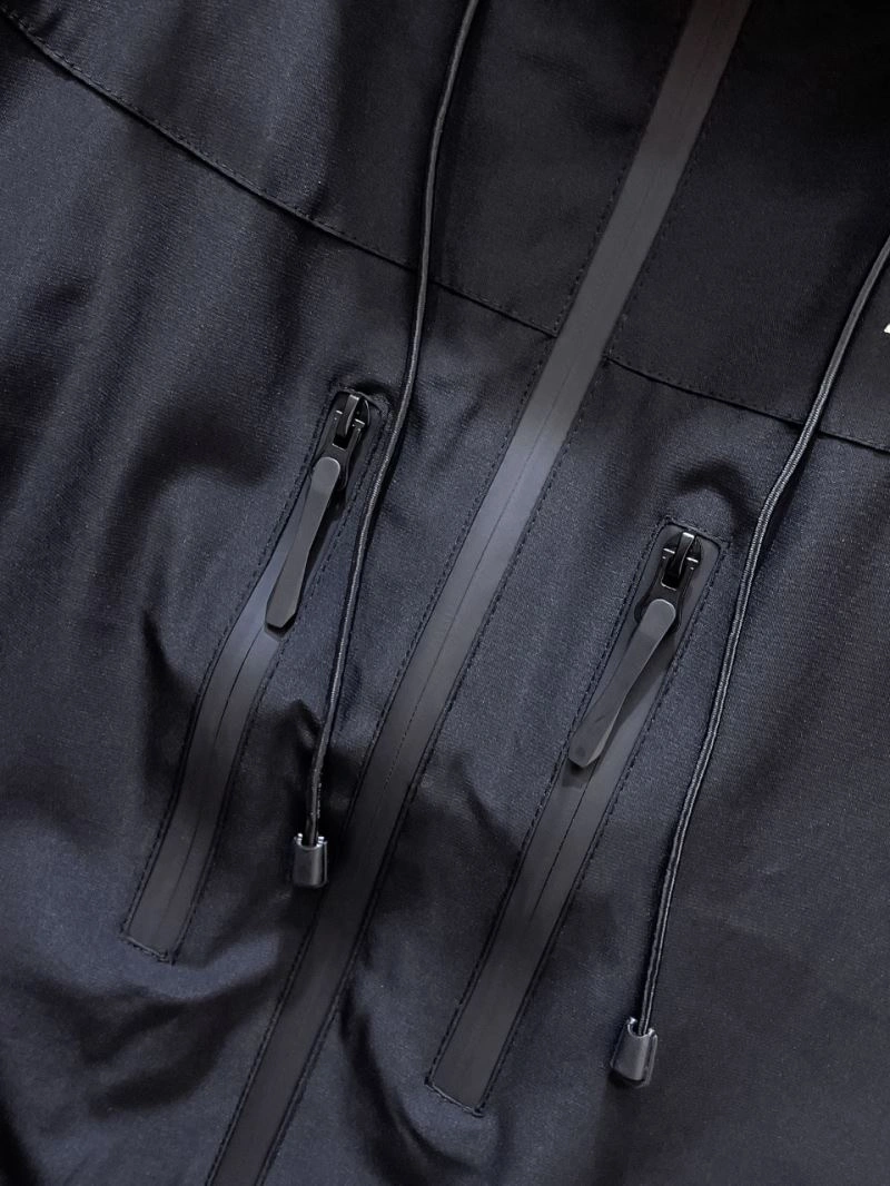 Top mirror Arcteryx Outwear