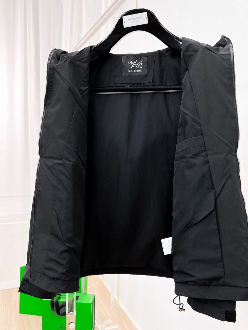 Exact replica Arcteryx Outwear