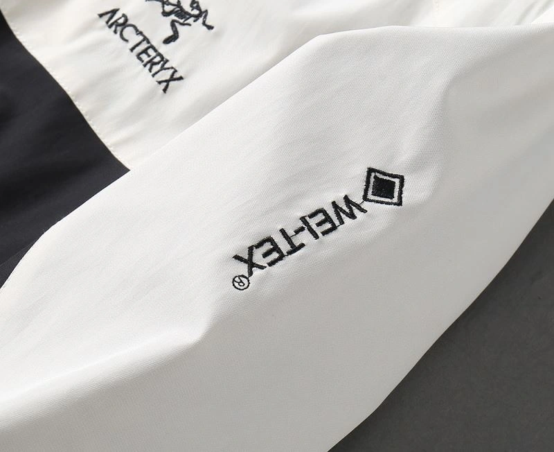 Brand-authenticated Arcteryx Outwear