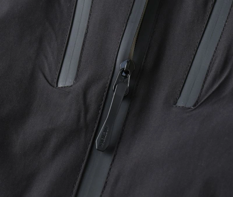 Brand-authenticated Arcteryx Outwear