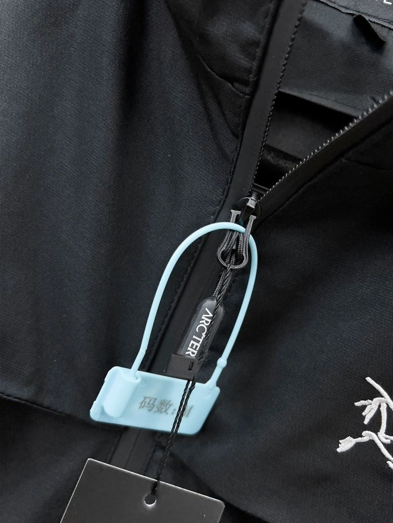 Genuine Arcteryx Outwear
