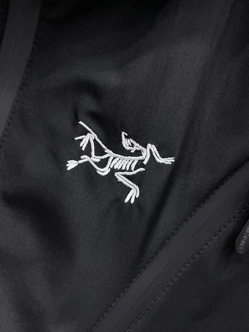 Precise copy Arcteryx Outwear
