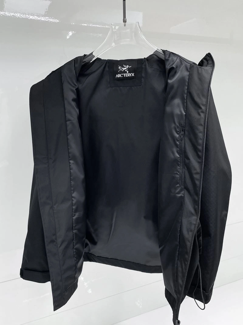 Authentic Arcteryx Outwear