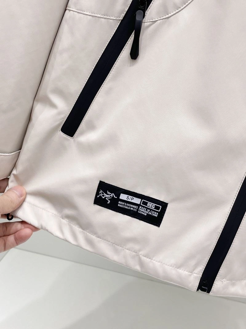 Exact replica Arcteryx Outwear