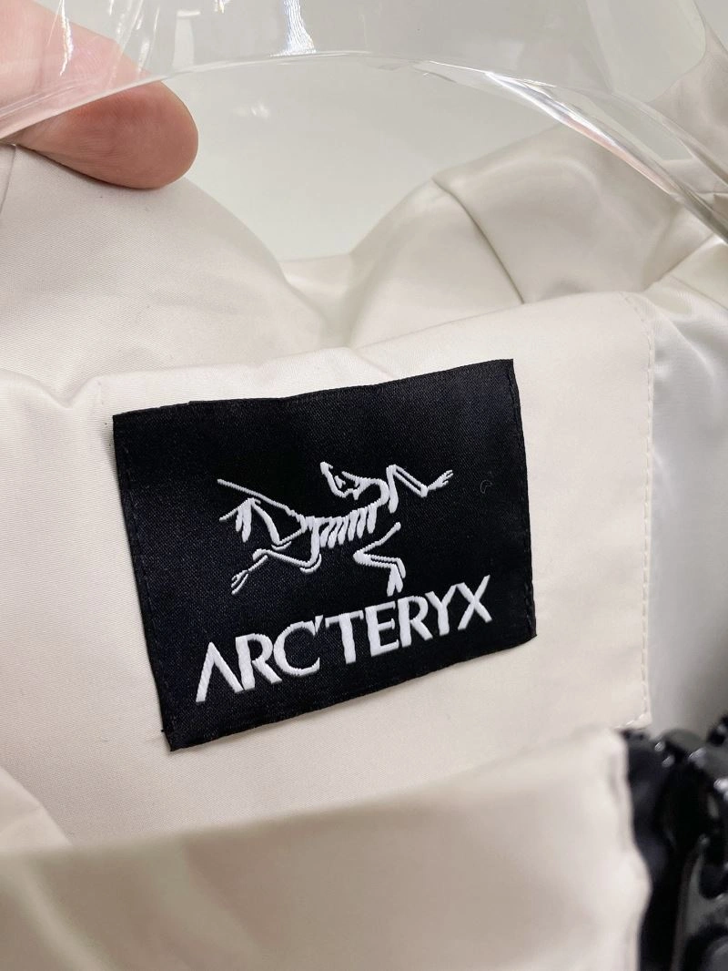 Exact replica Arcteryx Outwear