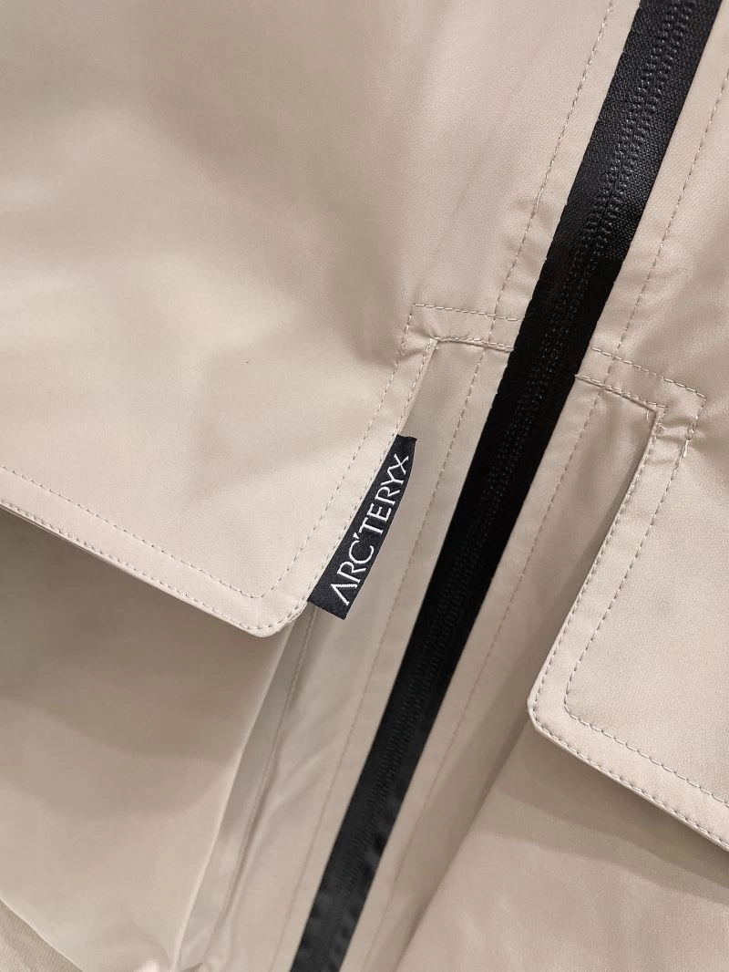 High fidelity Arcteryx Outwear