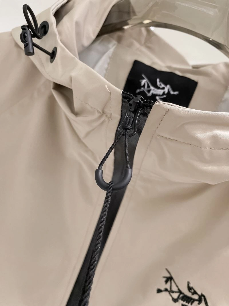 High fidelity Arcteryx Outwear