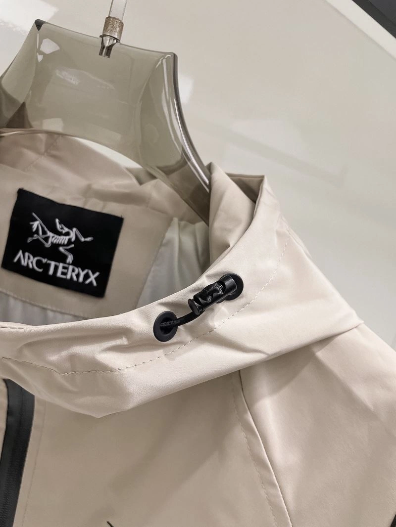 High fidelity Arcteryx Outwear