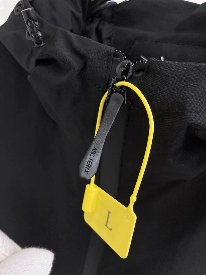Exact replica Arcteryx Outwear