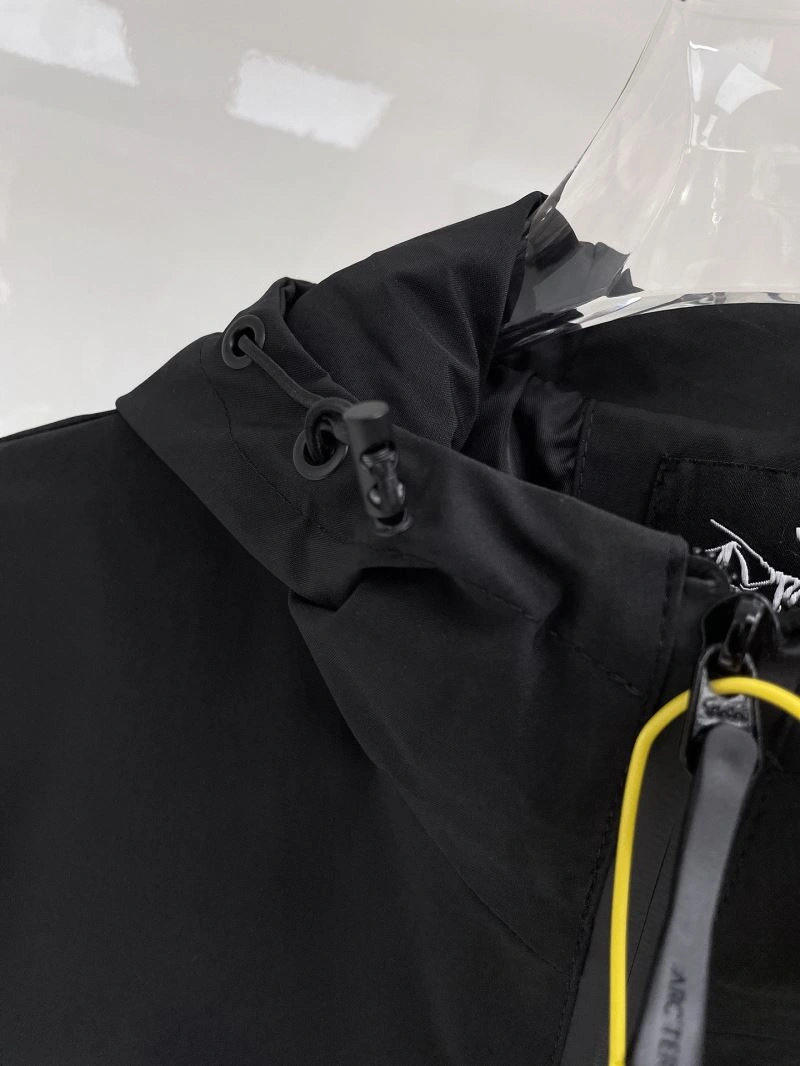 Exact replica Arcteryx Outwear