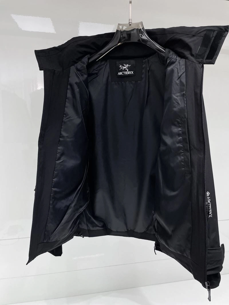 Brand-authenticated Arcteryx Outwear