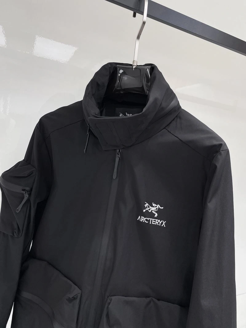 Brand-authenticated Arcteryx Outwear