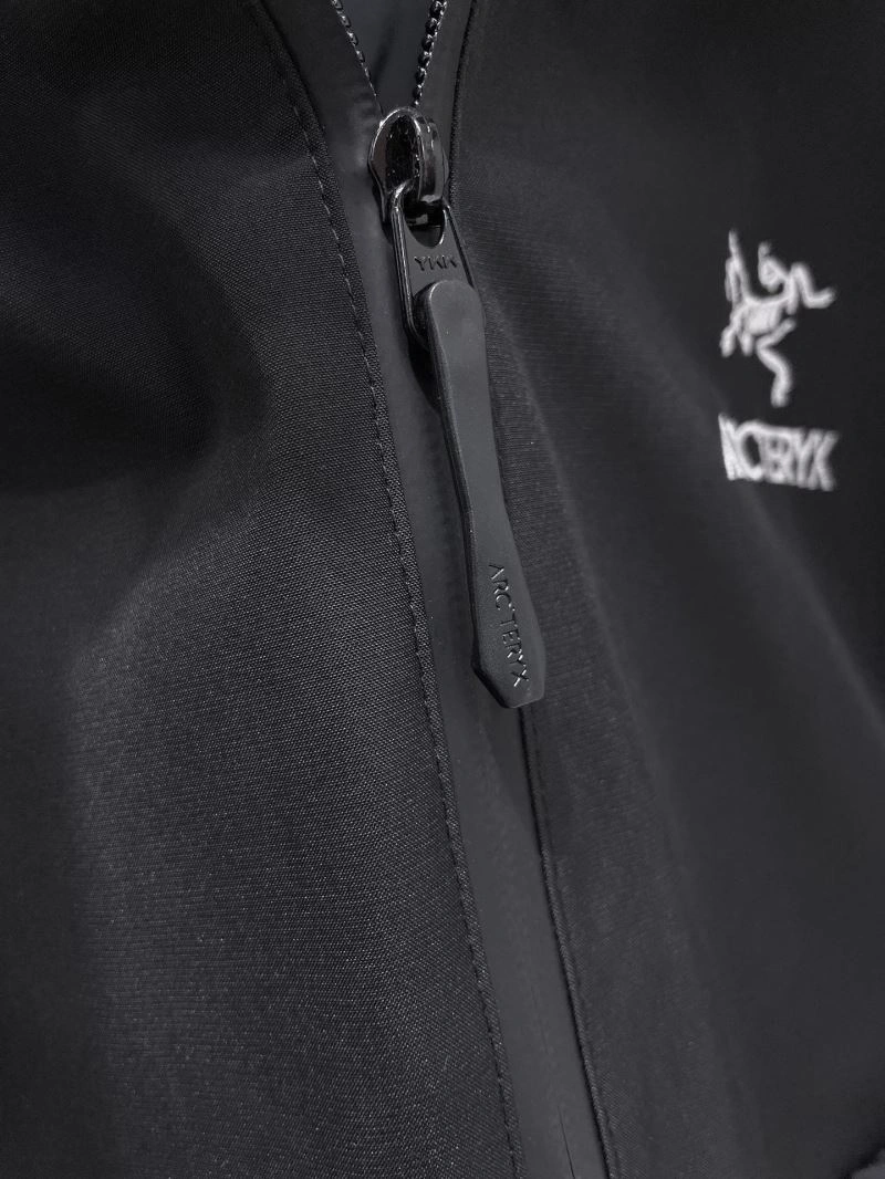 Brand-authenticated Arcteryx Outwear