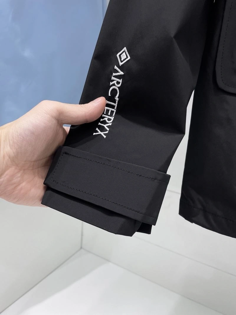 Authentic Arcteryx Outwear
