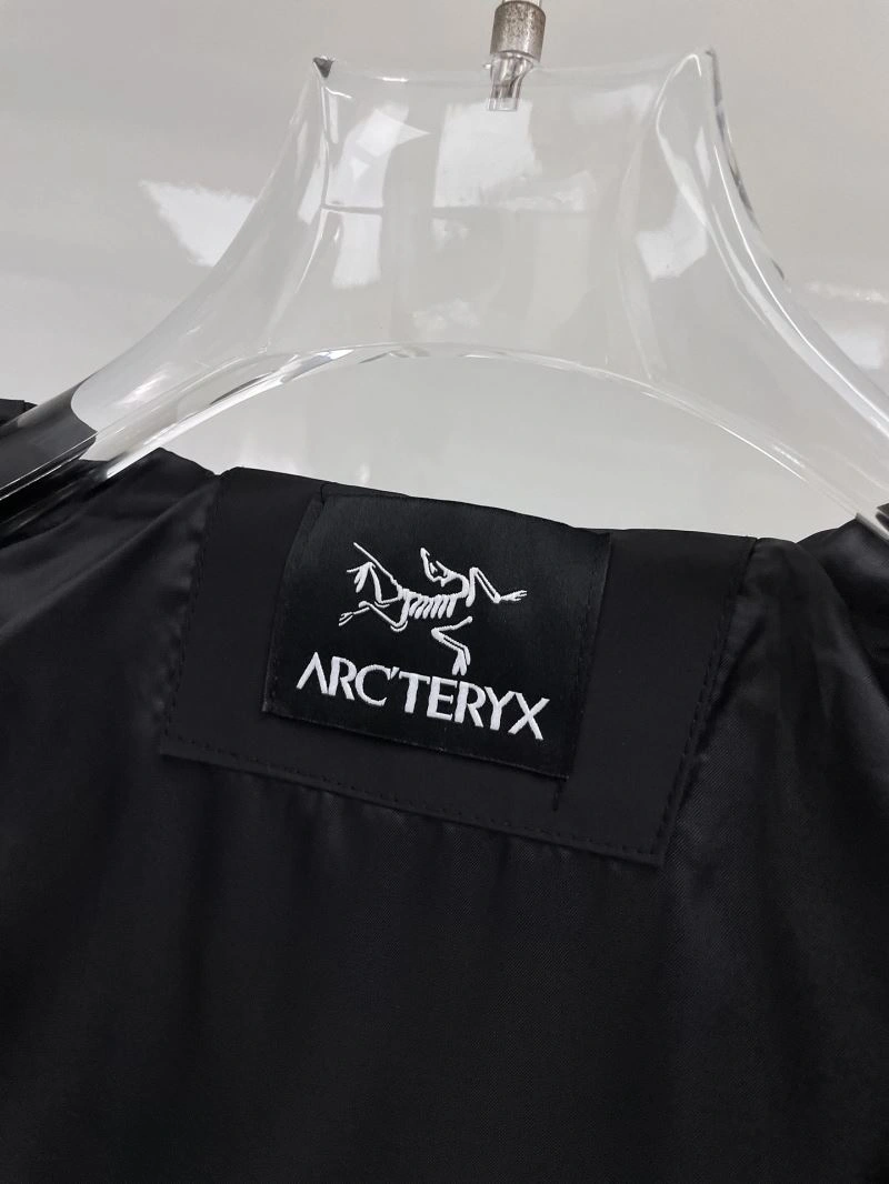 Authentic Arcteryx Outwear