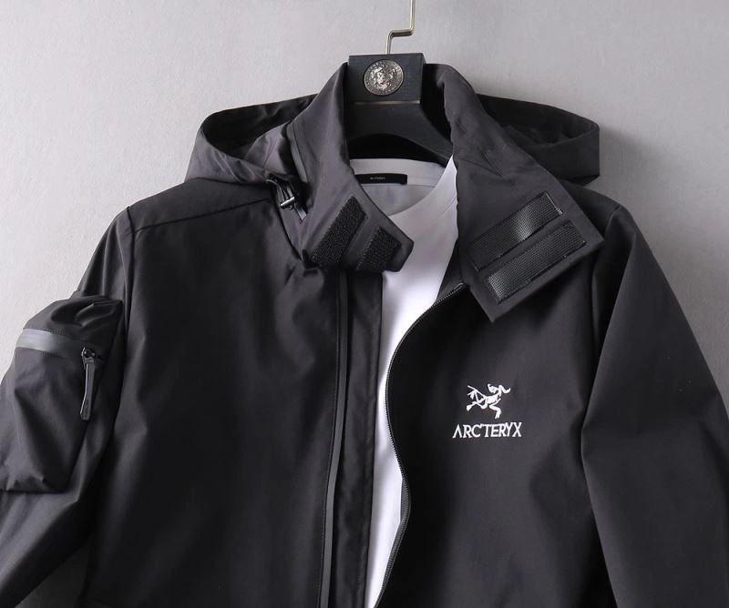 Accurate model Arcteryx Outwear