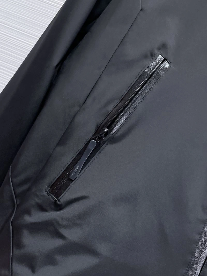 Exact replica Arcteryx Outwear