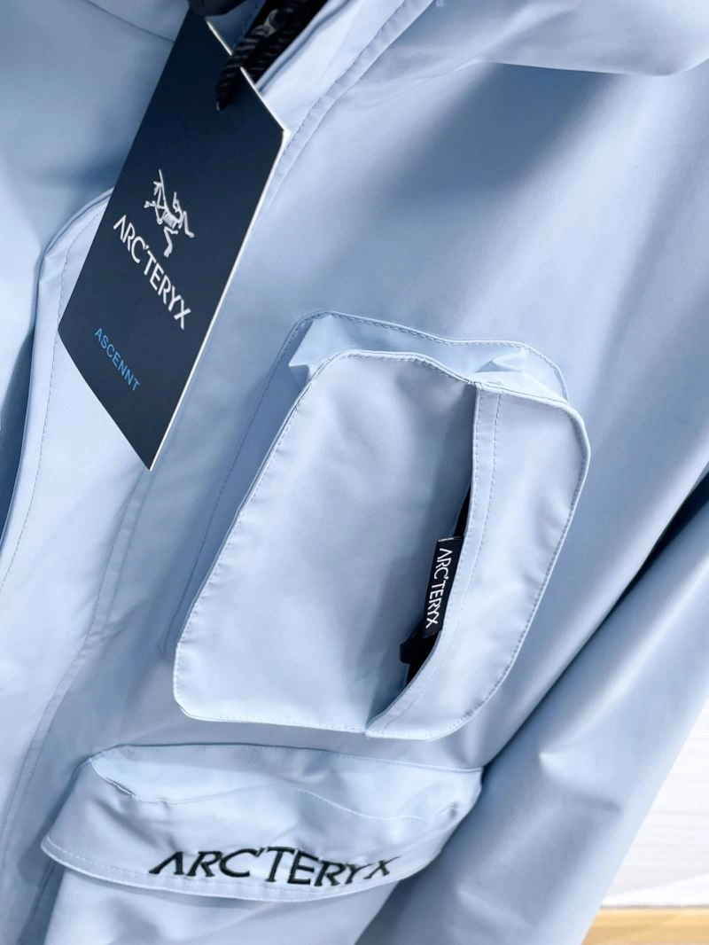 Top mirror Arcteryx Outwear