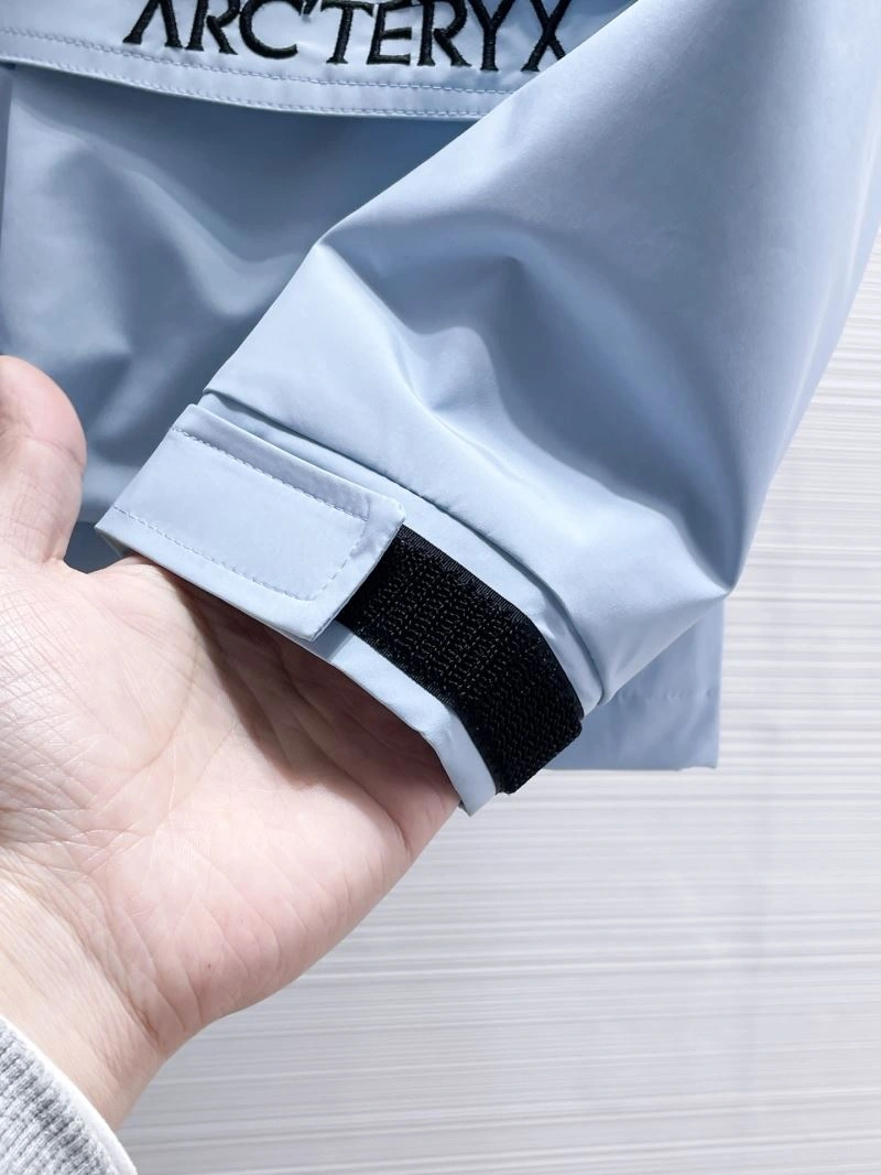 Top mirror Arcteryx Outwear
