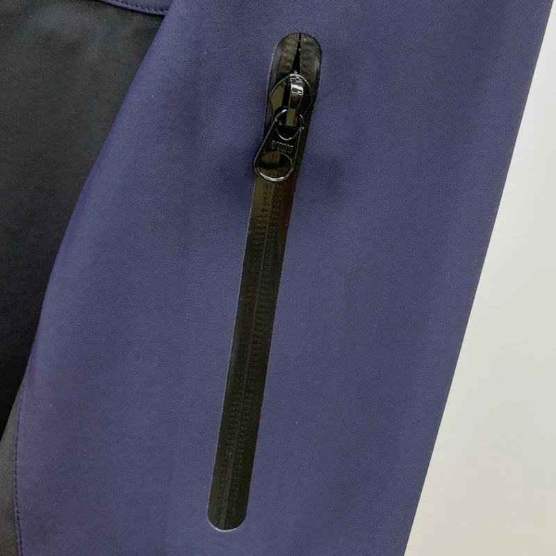 Top mirror Arcteryx Outwear