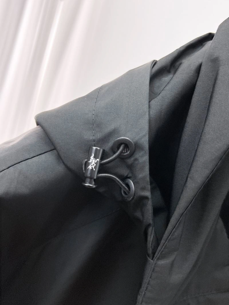 Authentic Arcteryx Outwear
