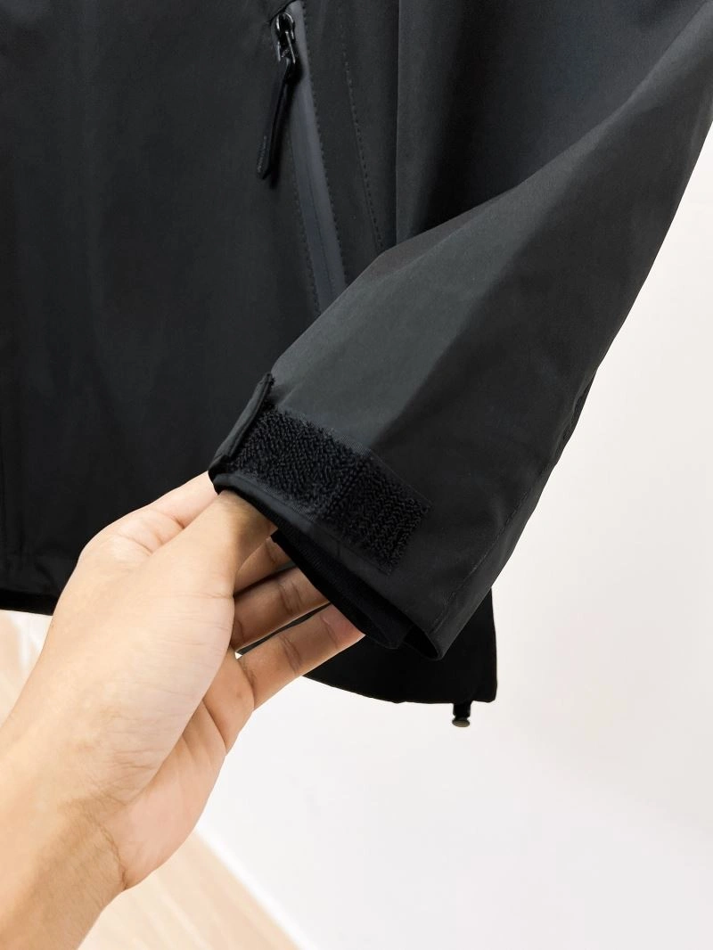 Accurate model Arcteryx Outwear