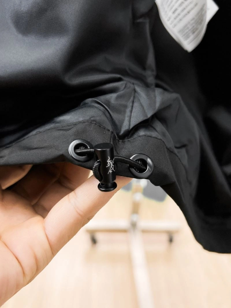 Accurate model Arcteryx Outwear