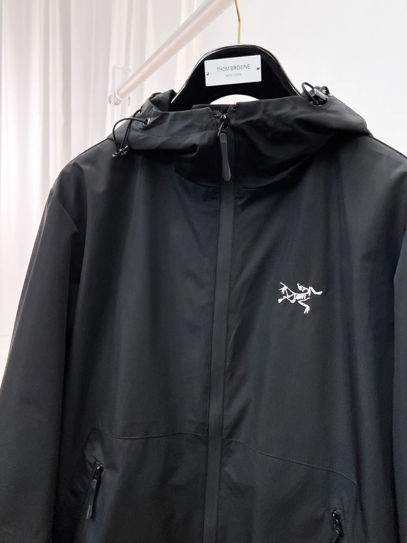 Accurate model Arcteryx Outwear