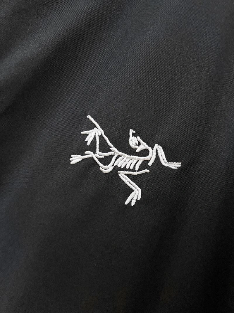 Accurate model Arcteryx Outwear