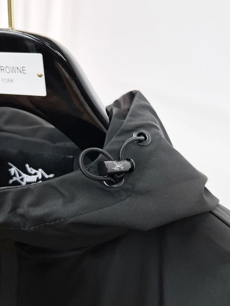 Accurate model Arcteryx Outwear