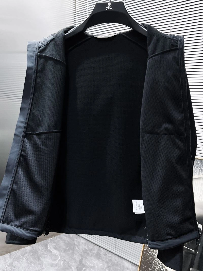 High fidelity Arcteryx Outwear