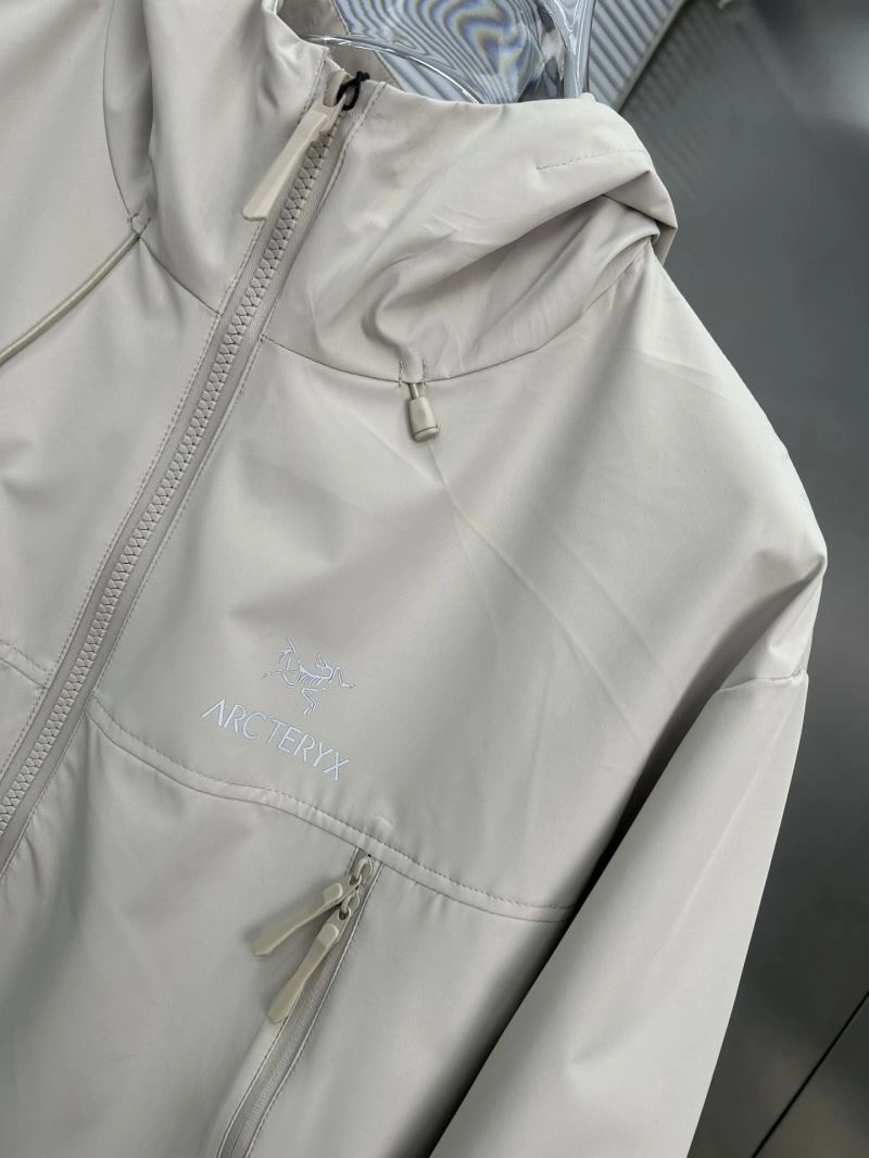 Precise copy Arcteryx Outwear