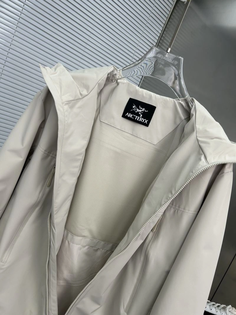 Precise copy Arcteryx Outwear