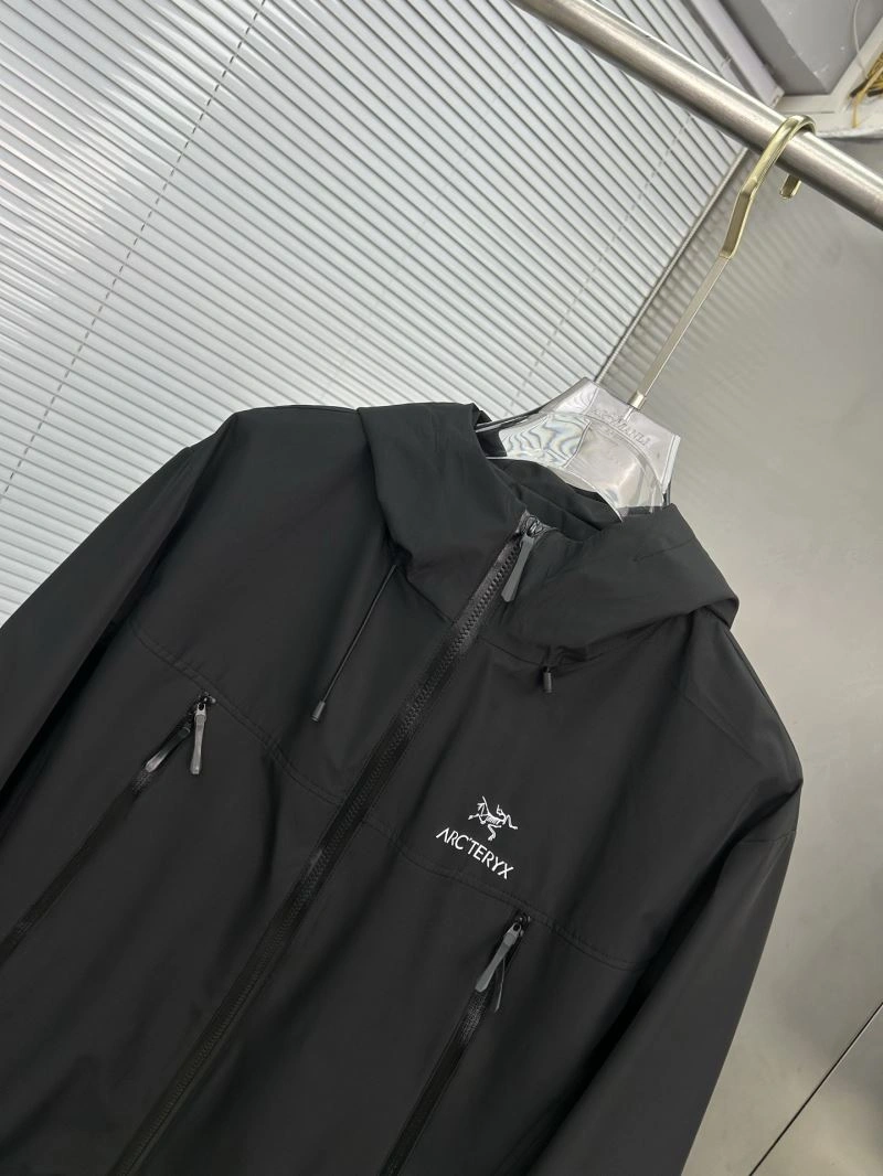 High fidelity Arcteryx Outwear