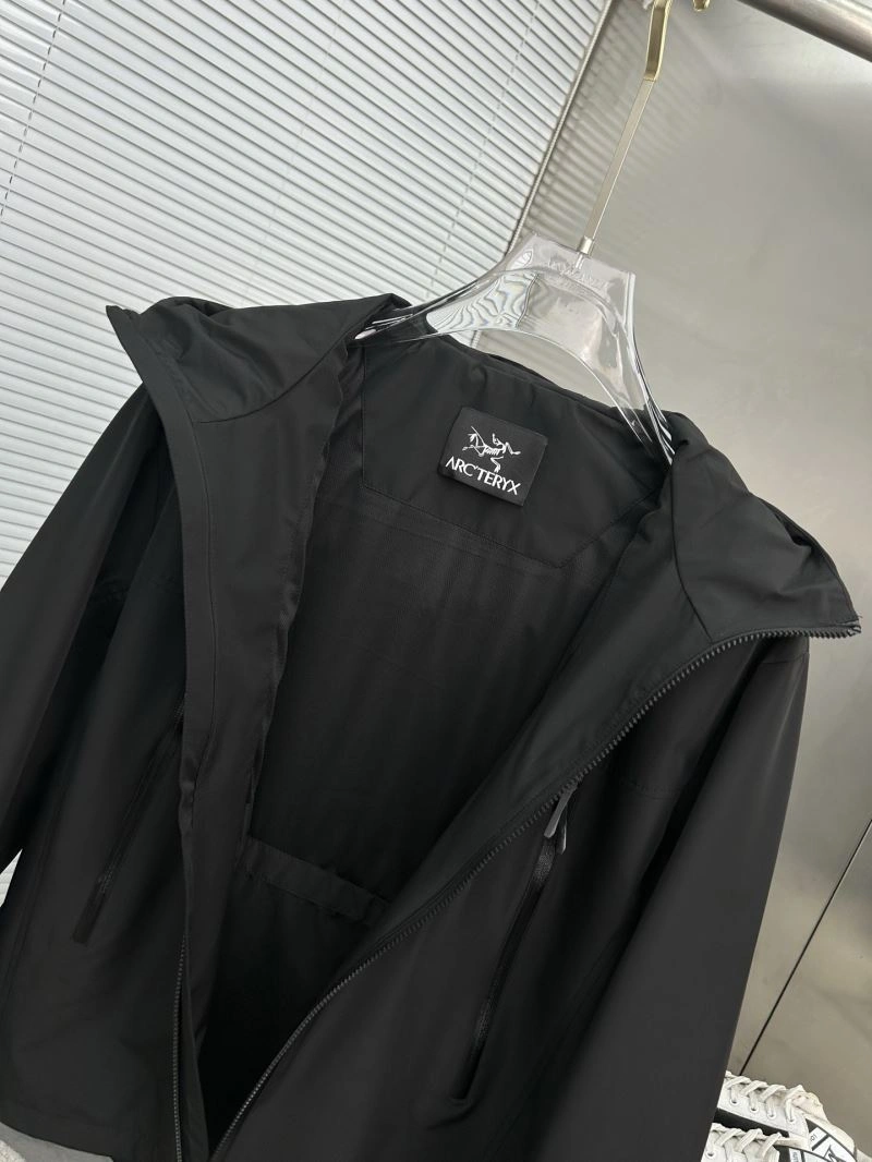 High fidelity Arcteryx Outwear