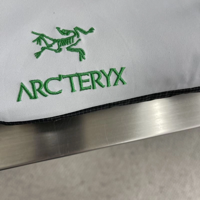 Top mirror Arcteryx Outwear