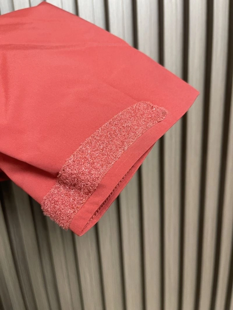 Brand-authenticated Arcteryx Outwear