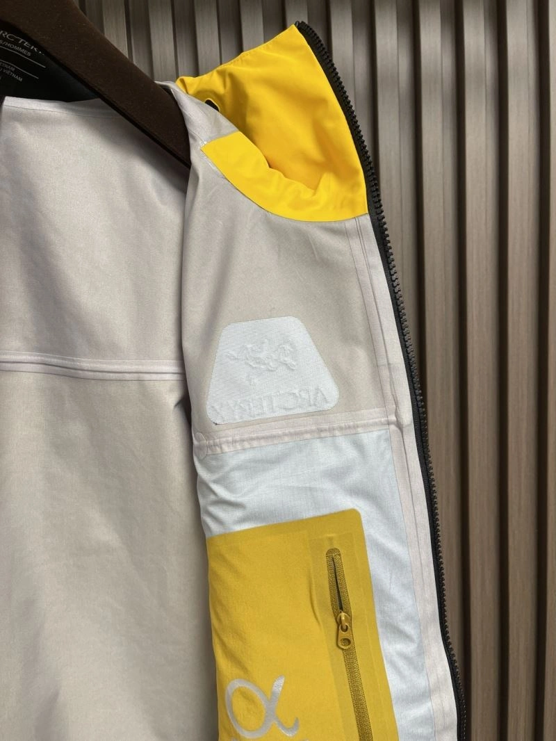 Perfect replica Arcteryx Outwear