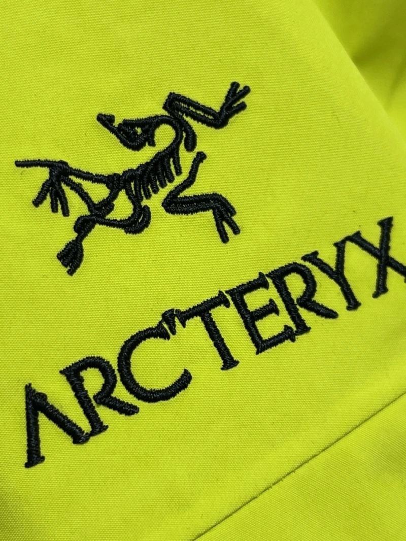 Brand-authenticated Arcteryx Outwear