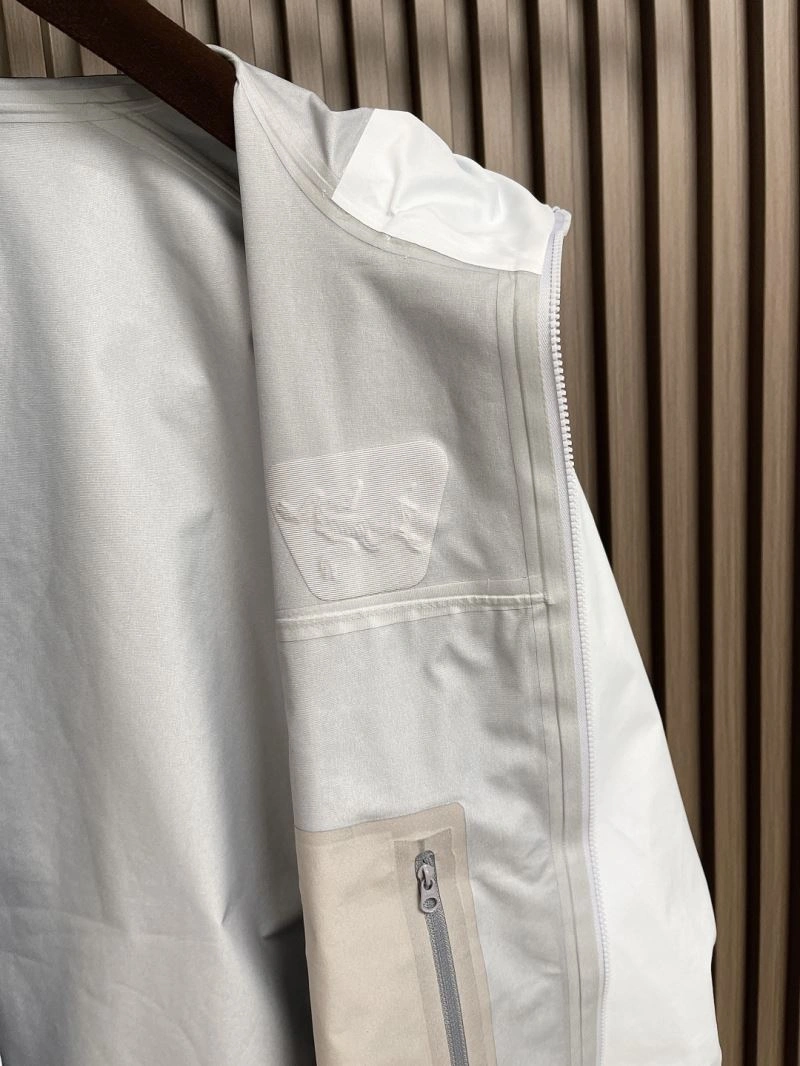 Real Arcteryx Outwear