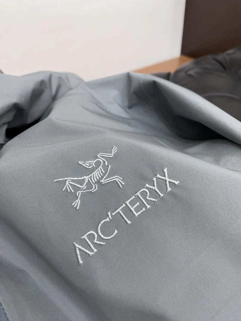 Bargain Arcteryx Outwear