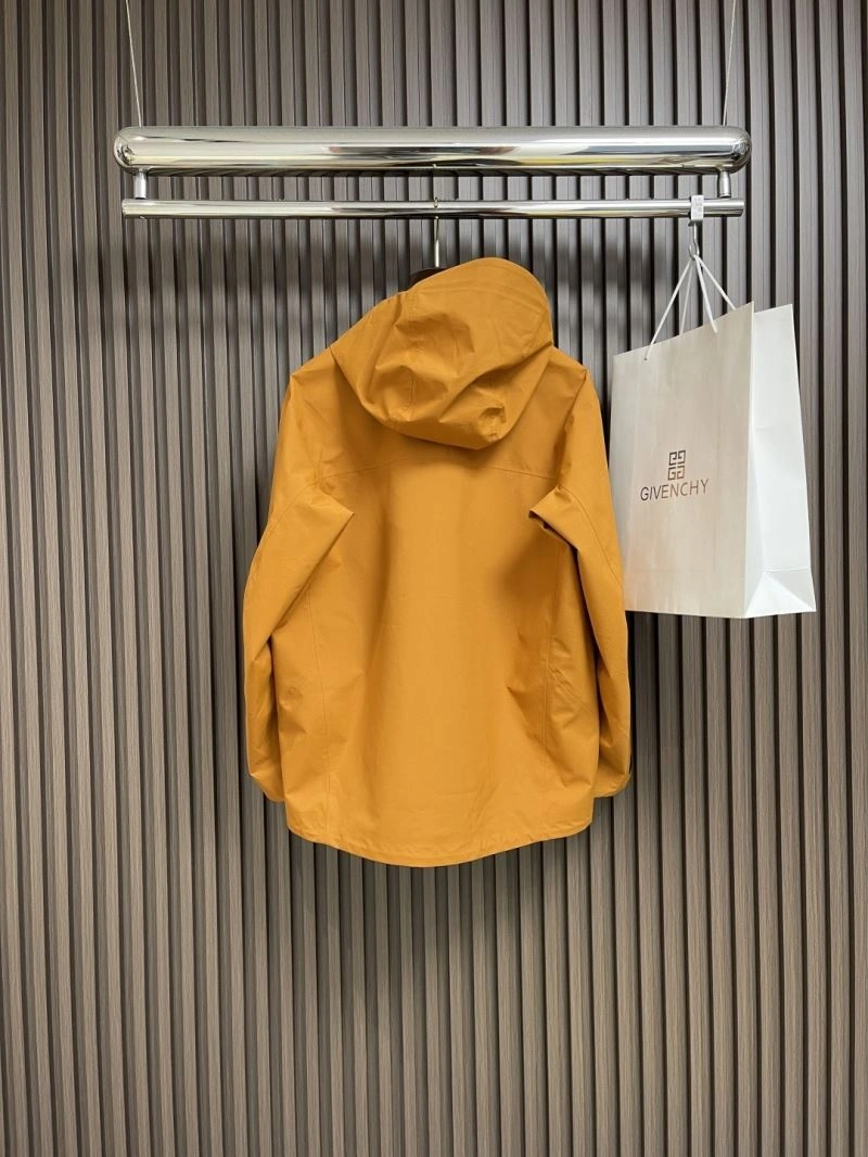 Inexpensive Arcteryx Outwear