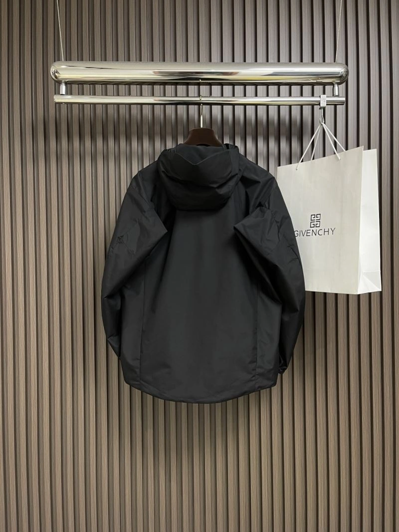 Bargain Arcteryx Outwear