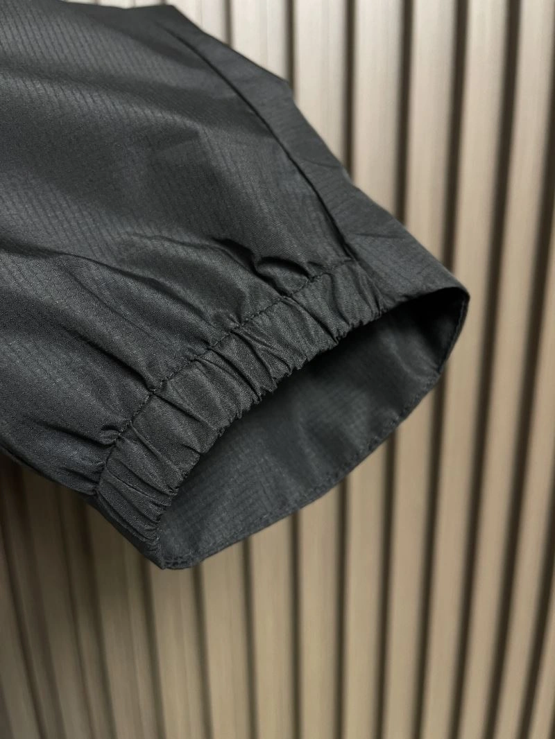 Bargain Arcteryx Outwear