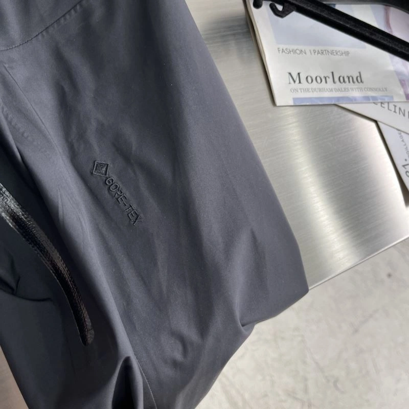 High fidelity Arcteryx Outwear