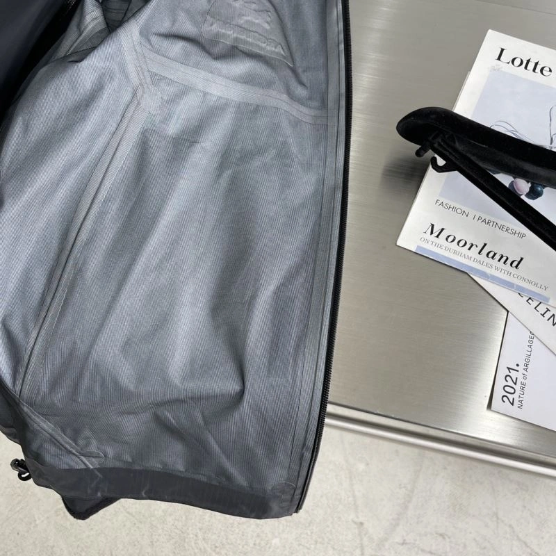 High fidelity Arcteryx Outwear